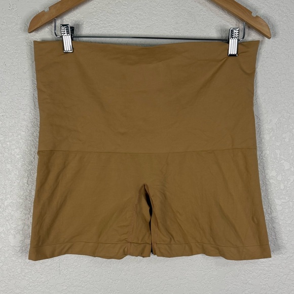 SKIMS | Intimates & Sleepwear | Skims Tan Highwaisted Compression ...